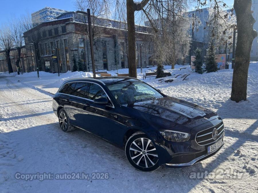 Blue Mercedes-Benz E-Class 2020 in Tallinn, with an engine capacity of 2.00 L and mileage of 170 thousand km for 28990 €, photo 2 on AUTOMOTO.COM.LV