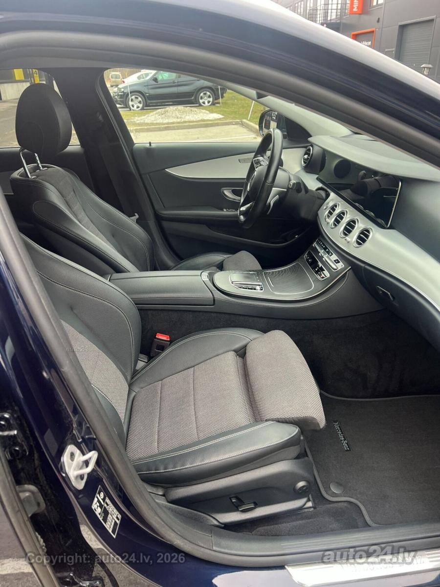 Blue Mercedes-Benz E-Class 2020 in Tallinn, with an engine capacity of 2.00 L and mileage of 170 thousand km for 28990 €, photo 6 on AUTOMOTO.COM.LV