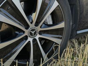 Zils Mercedes-Benz E-Class 2020 Tallina, ar dzinēja tilpumu 2.00 L un nobraukumu 189 tūkst. km par 26000 €, foto 4 vietnē AUTOMOTO.COM.LV