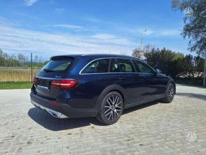 Zils Mercedes-Benz E-Class 2021 Kauņa, ar dzinēja tilpumu 2.00 L un nobraukumu 326 tūkst. km par 19500 €, foto 11 vietnē AUTOMOTO.COM.LV