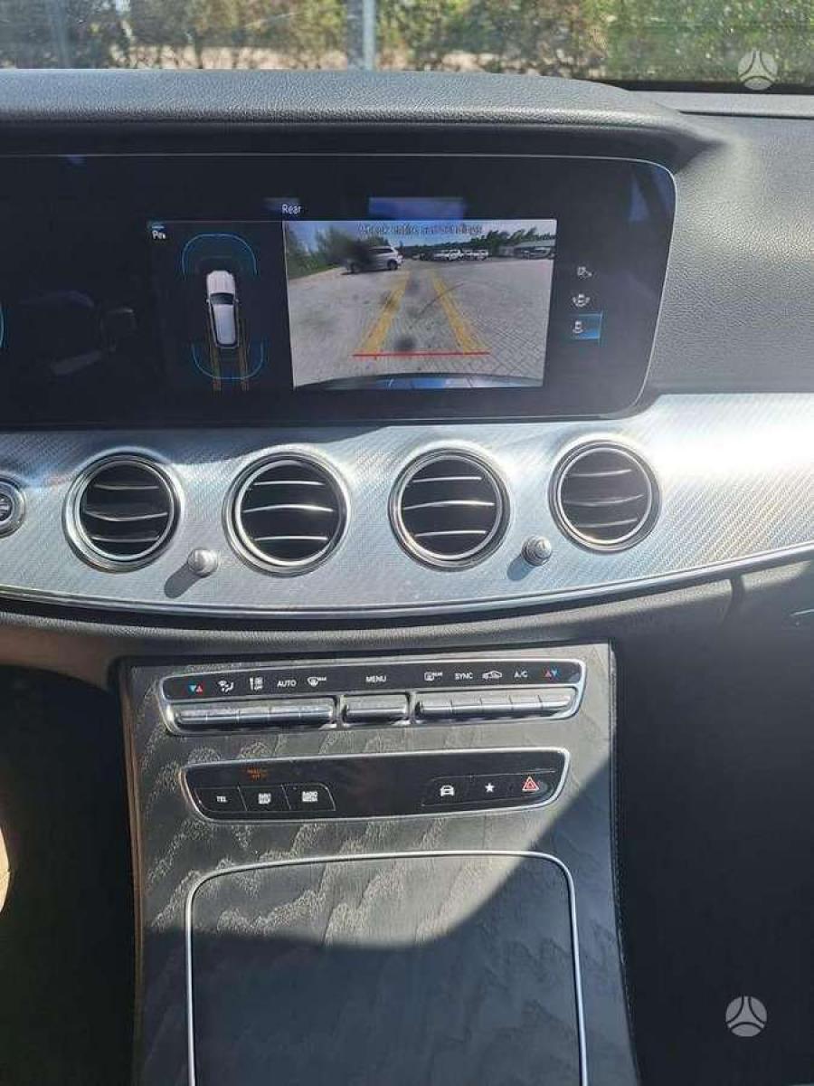Zils Mercedes-Benz E-Class 2021 Kauņa, ar dzinēja tilpumu 2.00 L un nobraukumu 326 tūkst. km par 19500 €, foto 18 vietnē AUTOMOTO.COM.LV