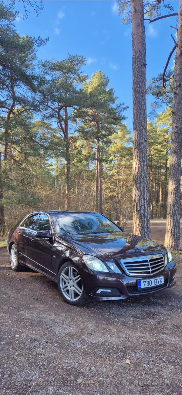 Brūns Mercedes-Benz E-Class 2009 Tallina, ar dzinēja tilpumu 3.00 L un nobraukumu 171 tūkst. km par 8250 €, foto 6 vietnē AUTOMOTO.COM.LV