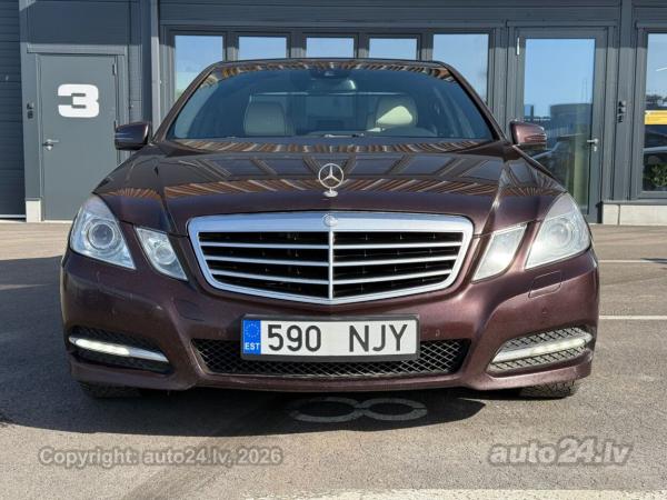 Brūns Mercedes-Benz E-Class 2012 Tallina, ar dzinēja tilpumu 3.50 L un nobraukumu 366 tūkst. km par 6995 €, foto 2 vietnē AUTOMOTO.COM.LV