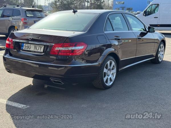 Brūns Mercedes-Benz E-Class 2012 Tallina, ar dzinēja tilpumu 3.50 L un nobraukumu 366 tūkst. km par 6995 €, foto 6 vietnē AUTOMOTO.COM.LV