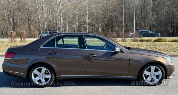 Brown Mercedes-Benz E-Class 2014 in Tallinn, with an engine capacity of 2.00 L and mileage of 91 thousand km for 15000 €, photo 2 on AUTOMOTO.COM.LV
