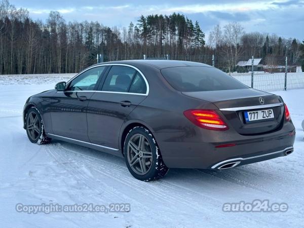 Brown Mercedes-Benz E-Class 2017 in Voru, with an engine capacity of 2.00 L and mileage of 206 thousand km for 22500 €, photo 1 on AUTOMOTO.COM.LV