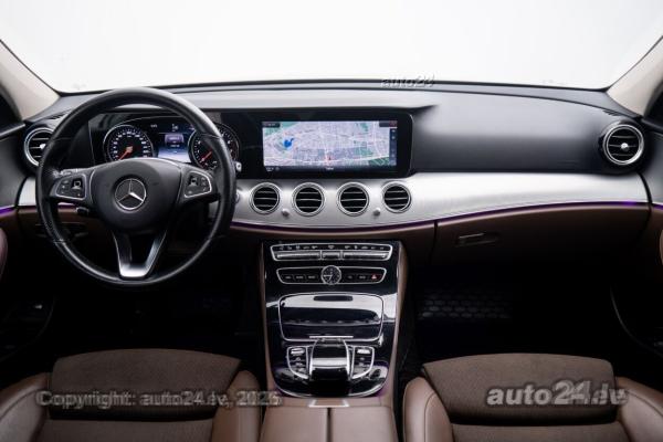 Brown Mercedes-Benz E-Class 2017 in Tallinn, with an engine capacity of 2.00 L and mileage of 200 thousand km for 23990 €, photo 6 on AUTOMOTO.COM.LV