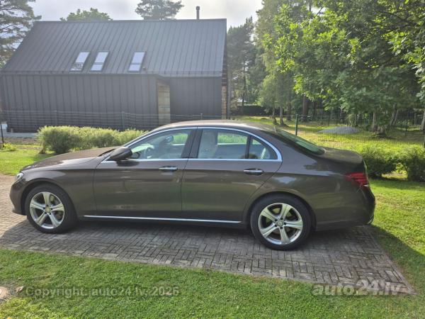 Brown Mercedes-Benz E-Class 2017 in Tallinn, with an engine capacity of 3.00 L and mileage of 87 thousand km for 30000 €, photo 3 on AUTOMOTO.COM.LV
