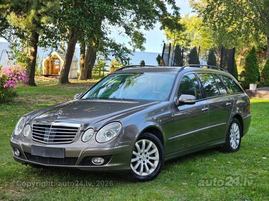 Brown Mercedes-Benz E-Class 2007 in Tallinn, with an engine capacity of 3.20 L and mileage of 395 thousand km for 4498 €, photo 4 on AUTOMOTO.COM.LV