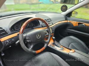 Brown Mercedes-Benz E-Class 2007 in Tallinn, with an engine capacity of 3.20 L and mileage of 395 thousand km for 4498 €, photo 8 on AUTOMOTO.COM.LV