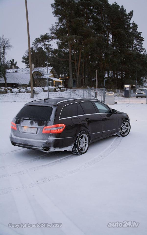 Brown Mercedes-Benz E-Class 2010 in Tallinn, with an engine capacity of 3.00 L and mileage of 0 thousand km for 8490 €, photo 4 on AUTOMOTO.COM.LV
