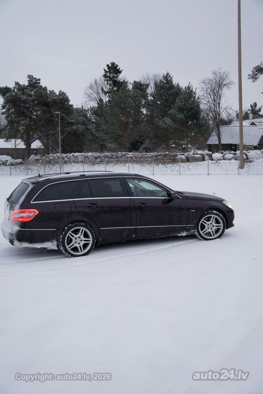 Brown Mercedes-Benz E-Class 2010 in Tallinn, with an engine capacity of 3.00 L and mileage of 0 thousand km for 8490 €, photo 5 on AUTOMOTO.COM.LV