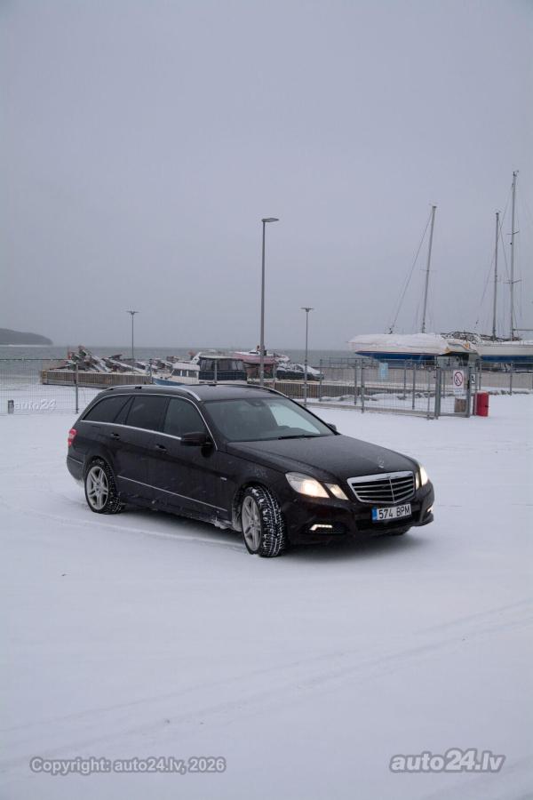 Brown Mercedes-Benz E-Class 2010 in Tallinn, with an engine capacity of 3.00 L and mileage of 0 thousand km for 8490 €, photo 7 on AUTOMOTO.COM.LV