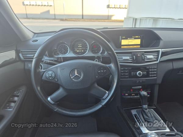 Brown Mercedes-Benz E-Class 2010 in Parnu, with an engine capacity of 2.20 L and mileage of 303 thousand km for 8999 €, photo 10 on AUTOMOTO.COM.LV