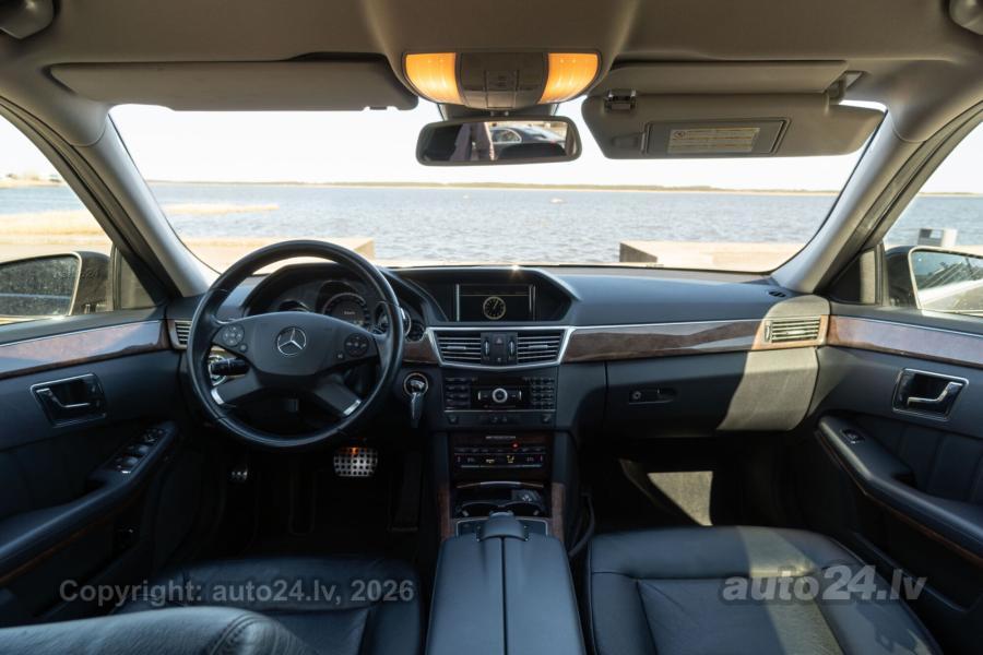 Brūns Mercedes-Benz E-Class 2010 Hāpsalu, ar dzinēja tilpumu 3.00 L un nobraukumu 232 tūkst. km par 9500 €, foto 13 vietnē AUTOMOTO.COM.LV