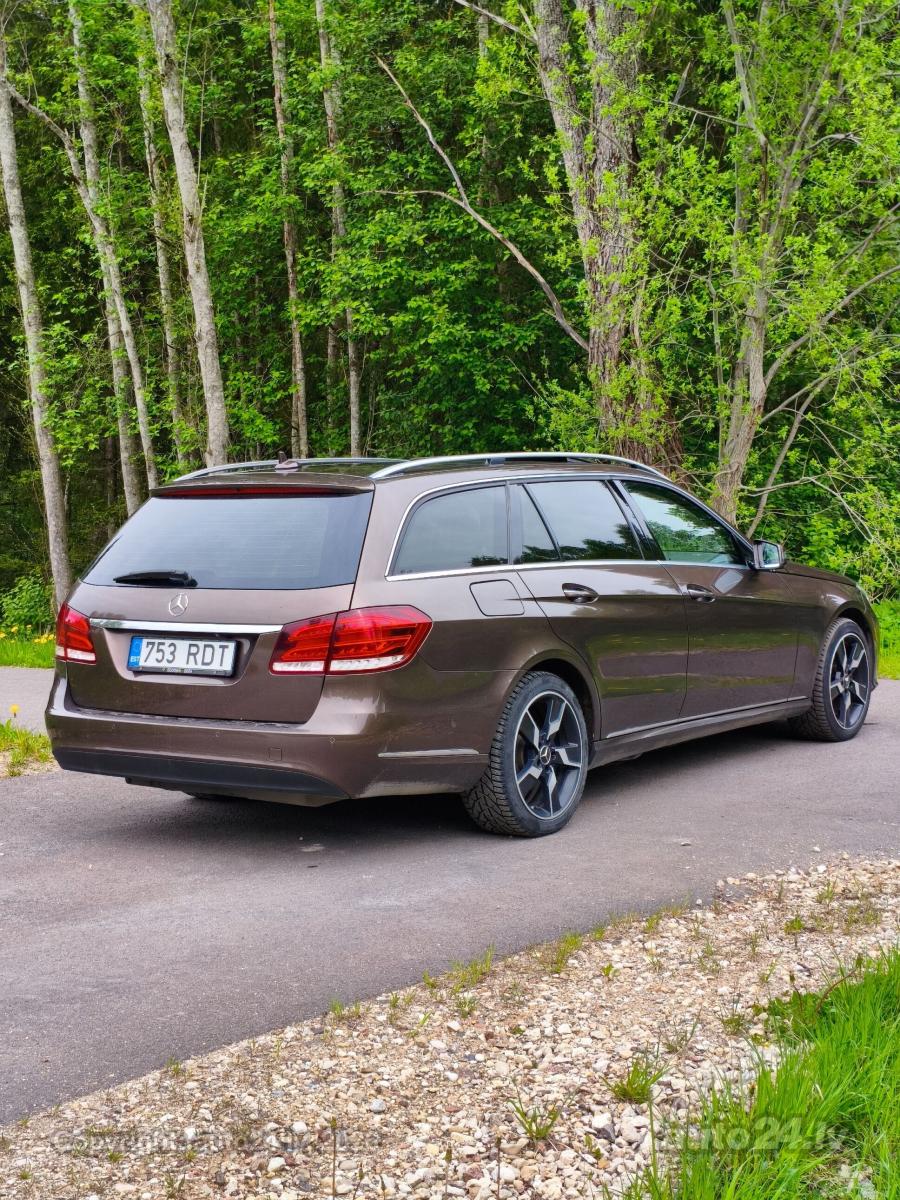 Brown Mercedes-Benz E-Class 2014 in Tallinn, with an engine capacity of 3.00 L and mileage of 360 thousand km for 13499 €, photo 5 on AUTOMOTO.COM.LV