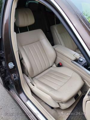 Brown Mercedes-Benz E-Class 2014 in Tallinn, with an engine capacity of 3.00 L and mileage of 360 thousand km for 13499 €, photo 11 on AUTOMOTO.COM.LV