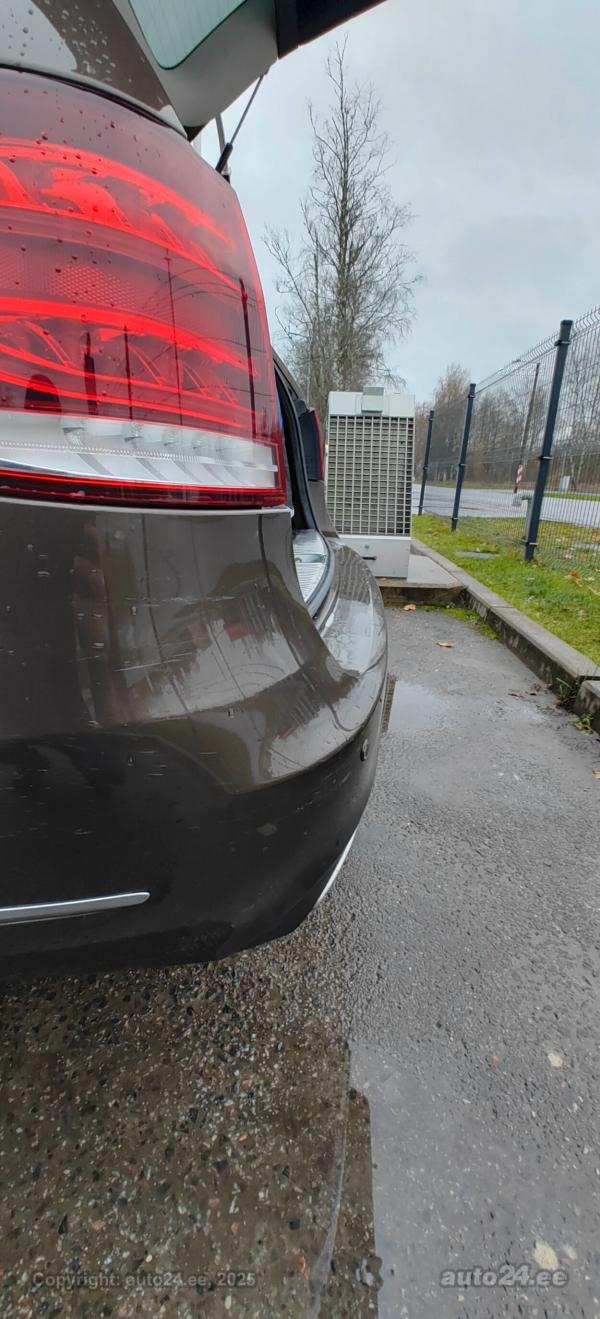 Brown Mercedes-Benz E-Class 2016 in Tallinn, with an engine capacity of 2.10 L and mileage of 0 thousand km for 13000 €, photo 11 on AUTOMOTO.COM.LV