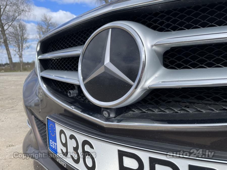 Brown Mercedes-Benz E-Class 2016 in Tallinn, with an engine capacity of 3.00 L and mileage of 290 thousand km for 18000 €, photo 22 on AUTOMOTO.COM.LV