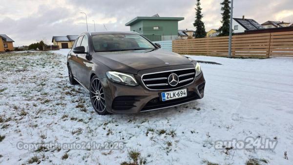 Brūns Mercedes-Benz E-Class 2017 Tartu, ar dzinēja tilpumu 1.95 L un nobraukumu 412 tūkst. km par 14900 €, foto 2 vietnē AUTOMOTO.COM.LV
