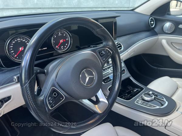 Brown Mercedes-Benz E-Class 2017 in Tallinn, with an engine capacity of 2.00 L and mileage of 193 thousand km for 20900 €, photo 5 on AUTOMOTO.COM.LV