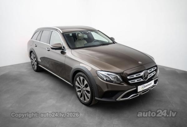 Brūns Mercedes-Benz E-Class 2018 Tallina, ar dzinēja tilpumu 2.00 L un nobraukumu 146 tūkst. km par 24799 €, foto 4 vietnē AUTOMOTO.COM.LV