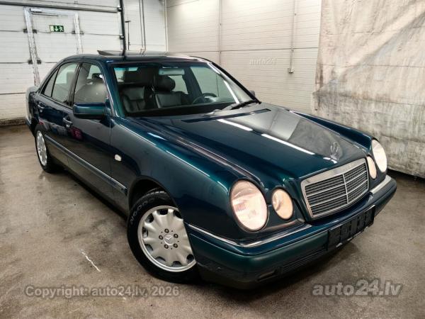 Zaļš Mercedes-Benz E-Class 1998 Viljandi, ar dzinēja tilpumu 2.80 L un nobraukumu 233 tūkst. km par 4790 €, foto 3 vietnē AUTOMOTO.COM.LV