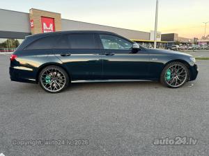 Green Mercedes-Benz E-Class 2017 in Tartu, with an engine capacity of 3.00 L and mileage of 149 thousand km for 33400 €, photo 4 on AUTOMOTO.COM.LV