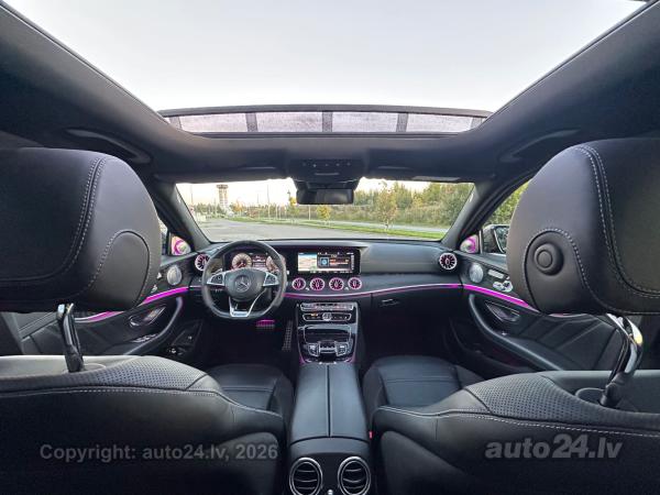 Green Mercedes-Benz E-Class 2017 in Tartu, with an engine capacity of 3.00 L and mileage of 149 thousand km for 33400 €, photo 7 on AUTOMOTO.COM.LV