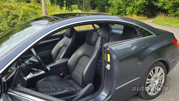 Мерседес Е-Класс 2009 в Таллин на AUTOMOTO.COM.LV Серый Мерседес Е-Класс 2009 в Таллин, объемом двигателя 1.80 л и пробегом 167 тыс. км за 9999 €, фото 7 на AUTOMOTO.COM.LV