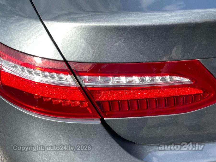 Pelēks Mercedes-Benz E-Class 2019 Tartu, ar dzinēja tilpumu 2.00 L un nobraukumu 74 tūkst. km par 34990 €, foto 19 vietnē AUTOMOTO.COM.LV