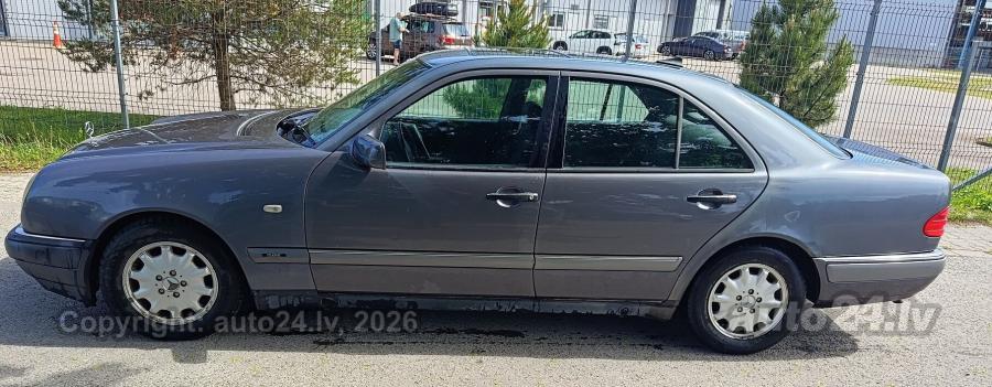 Pelēks Mercedes-Benz E-Class 1997 Tallina, ar dzinēja tilpumu 2.90 L un nobraukumu 270 tūkst. km par 1700 €, foto 1 vietnē AUTOMOTO.COM.LV