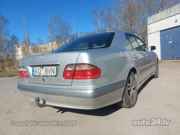 Pelēks Mercedes-Benz E-Class 2000 Tallina, ar dzinēja tilpumu 2.60 L un nobraukumu 0 tūkst. km par 1500 €, foto 5 vietnē AUTOMOTO.COM.LV