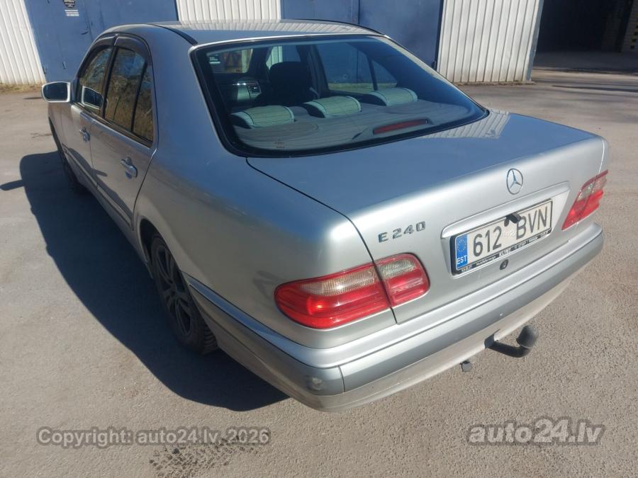 Grey Mercedes-Benz E-Class 2000 in Tallinn, with an engine capacity of 2.60 L and mileage of 0 thousand km for 1500 €, photo 8 on AUTOMOTO.COM.LV