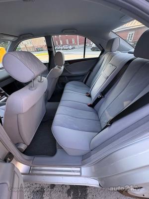 Grey Mercedes-Benz E-Class 2000 in Tallinn, with an engine capacity of 2.00 L and mileage of 116 thousand km for 5990 €, photo 9 on AUTOMOTO.COM.LV
