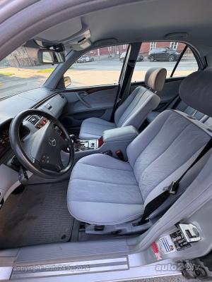 Grey Mercedes-Benz E-Class 2000 in Tallinn, with an engine capacity of 2.00 L and mileage of 116 thousand km for 5990 €, photo 10 on AUTOMOTO.COM.LV