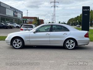 Pelēks Mercedes-Benz E-Class 2002 Narva, ar dzinēja tilpumu 2.10 L un nobraukumu 429 tūkst. km par 2499 €, foto 4 vietnē AUTOMOTO.COM.LV