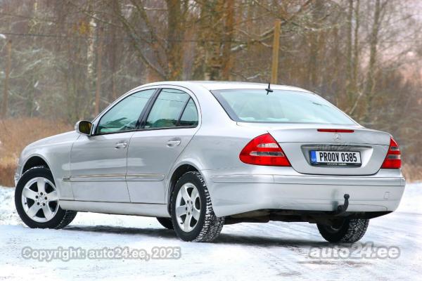 Grey Mercedes-Benz E-Class 2003 in Viljandi, with an engine capacity of 2.10 L and mileage of 220 thousand km for 5290 €, photo 3 on AUTOMOTO.COM.LV