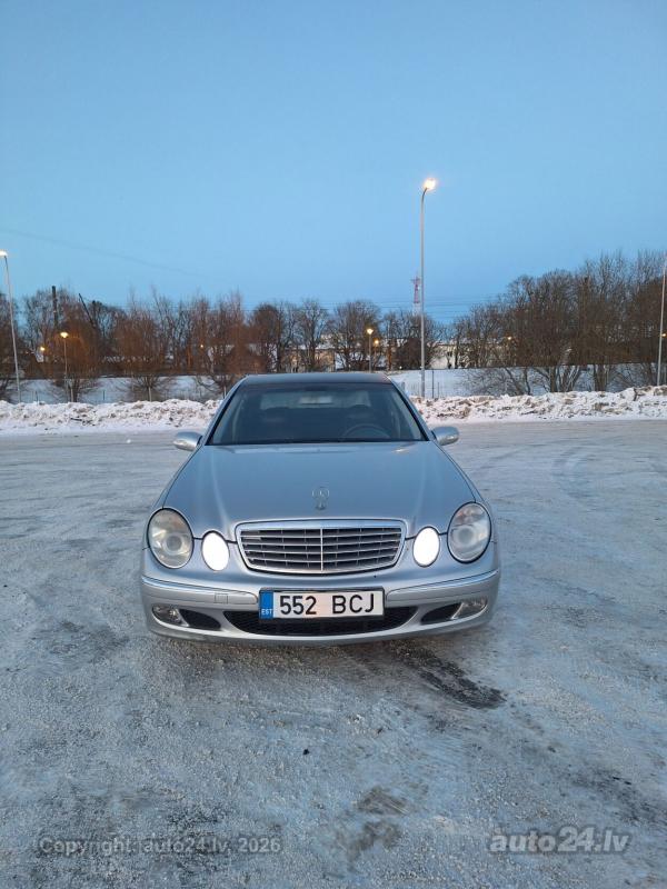 Grey Mercedes-Benz E-Class 2003 in Tallinn, with an engine capacity of 2.10 L and mileage of 0 thousand km for 1999 €, photo 5 on AUTOMOTO.COM.LV