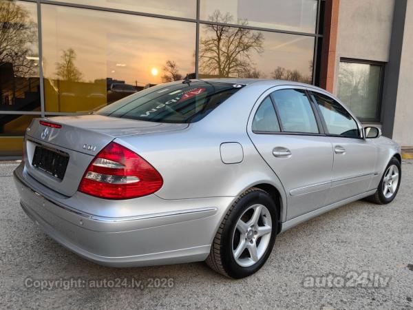 Grey Mercedes-Benz E-Class 2003 in Tartu, with an engine capacity of 3.20 L and mileage of 359 thousand km for 5690 €, photo 3 on AUTOMOTO.COM.LV