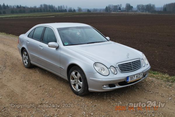 Pelēks Mercedes-Benz E-Class 2003 Tartu, ar dzinēja tilpumu 2.60 L un nobraukumu 290 tūkst. km par 1499 €, foto 3 vietnē AUTOMOTO.COM.LV