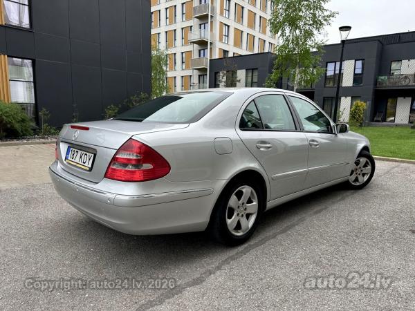 Grey Mercedes-Benz E-Class 2003 in Tartu, with an engine capacity of 2.60 L and mileage of 290 thousand km for 2599 €, photo 2 on AUTOMOTO.COM.LV