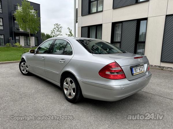 Grey Mercedes-Benz E-Class 2003 in Tartu, with an engine capacity of 2.60 L and mileage of 290 thousand km for 2599 €, photo 4 on AUTOMOTO.COM.LV
