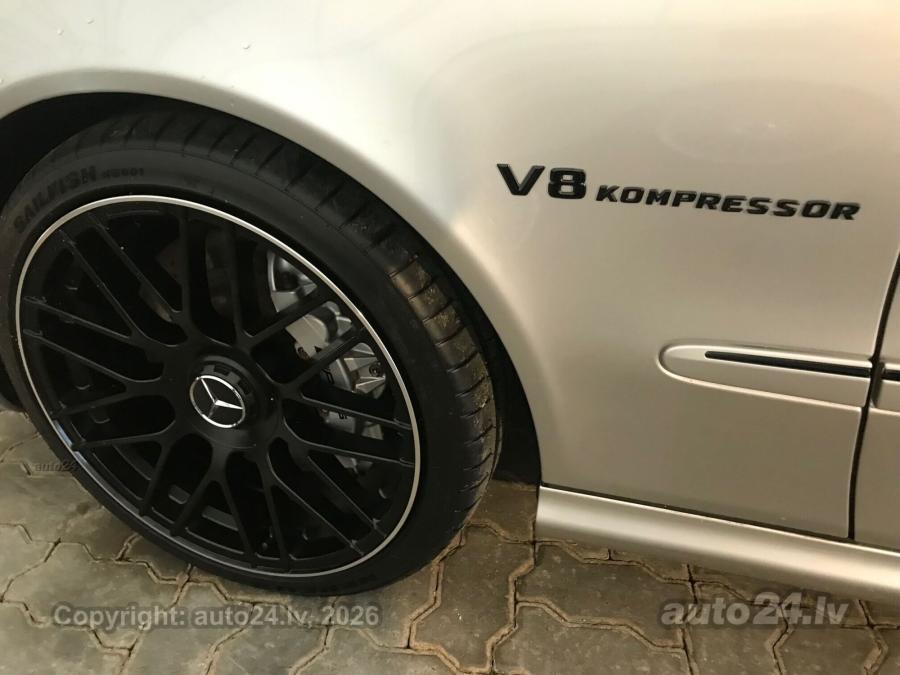 Pelēks Mercedes-Benz E-Class 2003 Tallina, ar dzinēja tilpumu 5.40 L un nobraukumu 63 tūkst. km par 29500 €, foto 7 vietnē AUTOMOTO.COM.LV