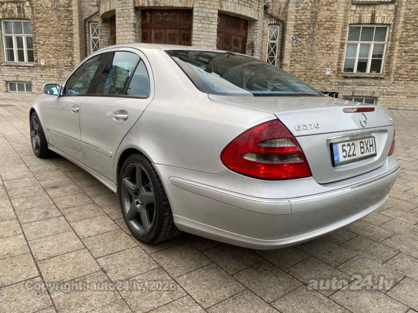 Pelēks Mercedes-Benz E-Class 2004 Tallina, ar dzinēja tilpumu 2.70 L un nobraukumu 248 tūkst. km par 3990 €, foto 4 vietnē AUTOMOTO.COM.LV