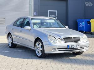 Pelēks Mercedes-Benz E-Class 2004 Kauņa, ar dzinēja tilpumu 3.00 L un nobraukumu 270 tūkst. km par 2900 €, foto 3 vietnē AUTOMOTO.COM.LV