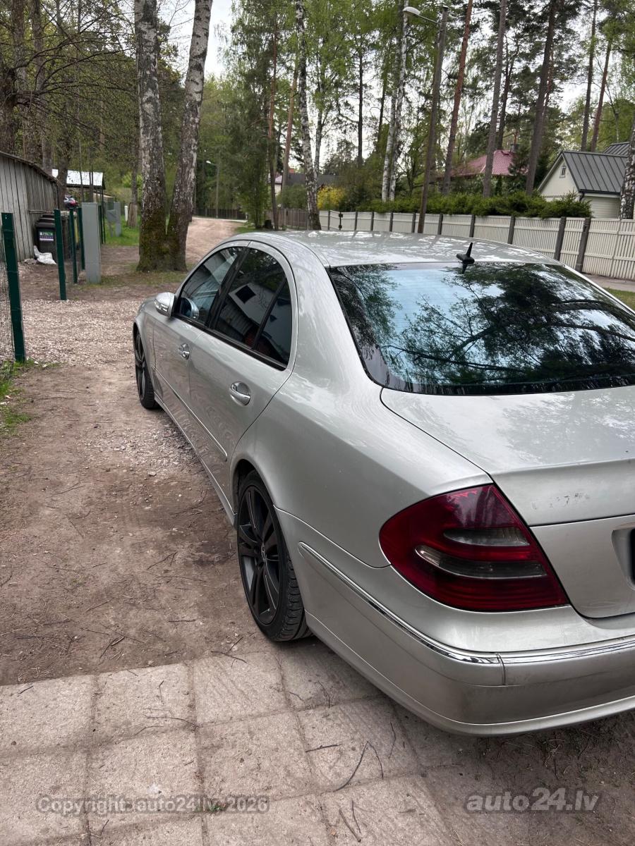 Серый Мерседес Е-Класс 2004 в Елгава, объемом двигателя 2.70 л и пробегом 387 тыс. км за 2800 €, фото 6 на AUTOMOTO.COM.LV