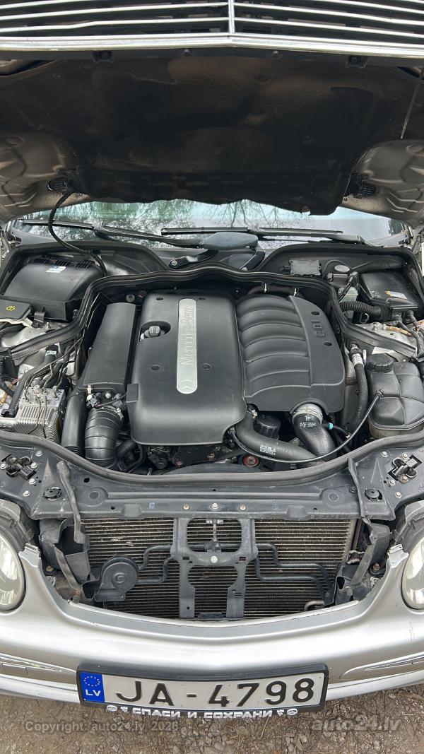 Pelēks Mercedes-Benz E-Class 2004 Jelgava, ar dzinēja tilpumu 2.70 L un nobraukumu 387 tūkst. km par 2800 €, foto 7 vietnē AUTOMOTO.COM.LV