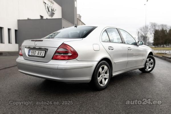 Grey Mercedes-Benz E-Class 2005 in Tallinn, with an engine capacity of 1.80 L and mileage of 307 thousand km for 2199 €, photo 6 on AUTOMOTO.COM.LV