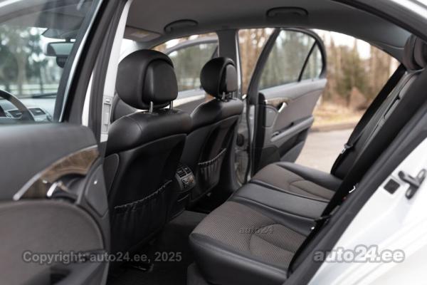 Grey Mercedes-Benz E-Class 2005 in Tallinn, with an engine capacity of 1.80 L and mileage of 307 thousand km for 2199 €, photo 11 on AUTOMOTO.COM.LV
